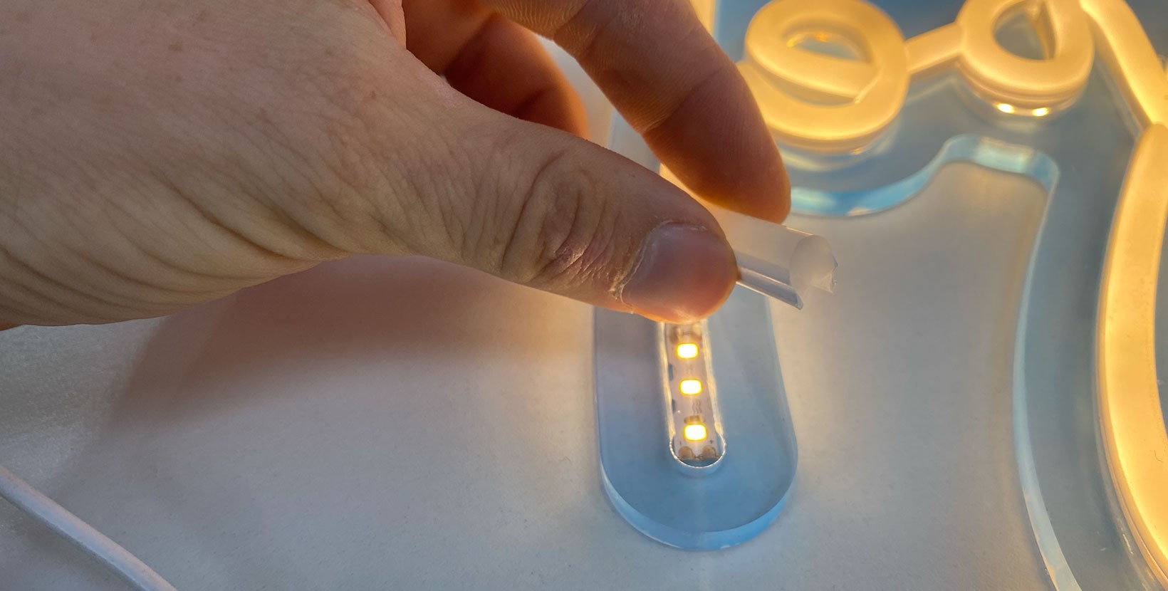 Neon led segunda generación | a metros