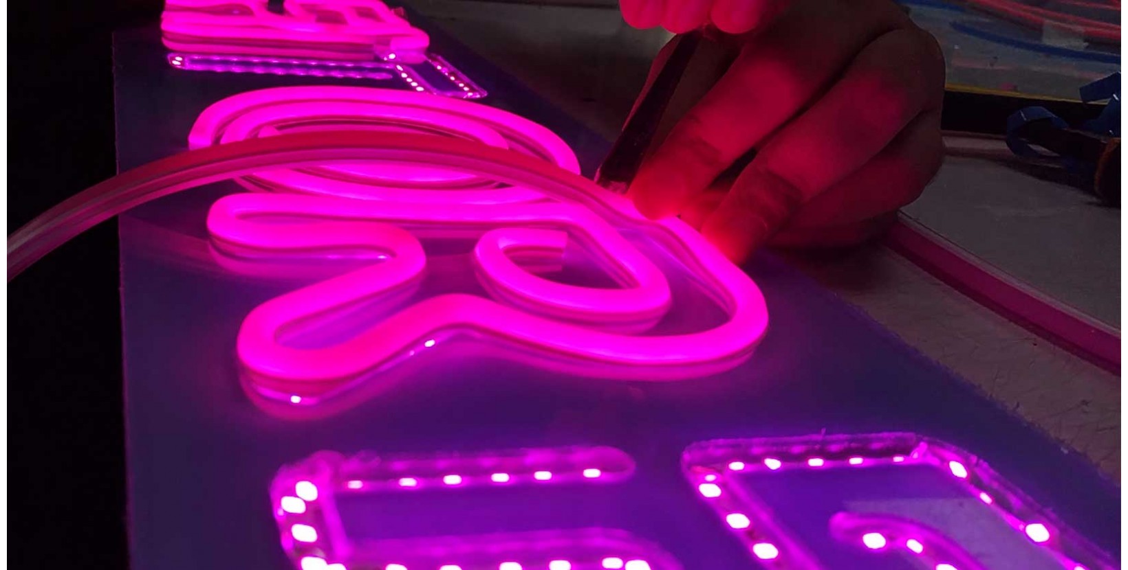 Neon led segunda generación | a metros