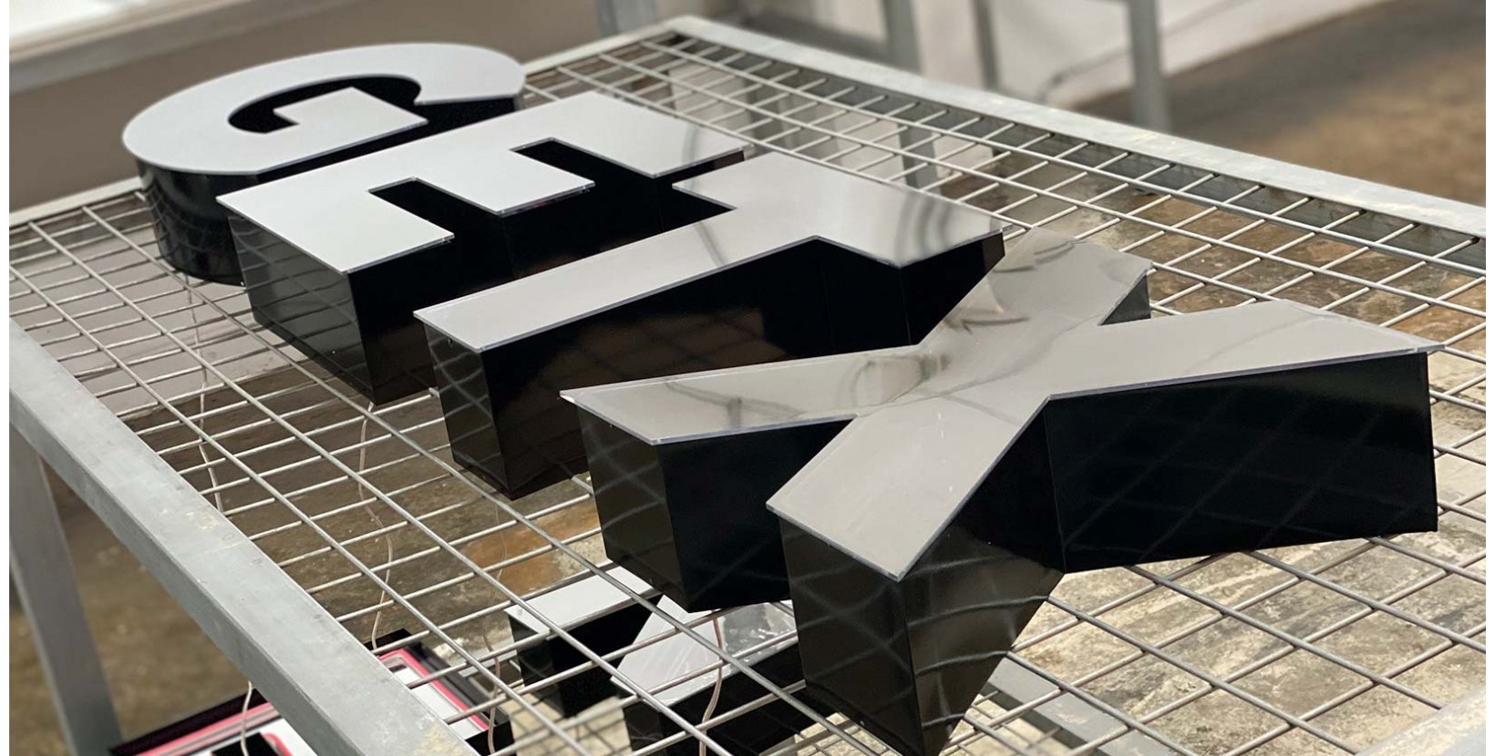 Metacrilato espejo traslúcido | PMMA para infinito